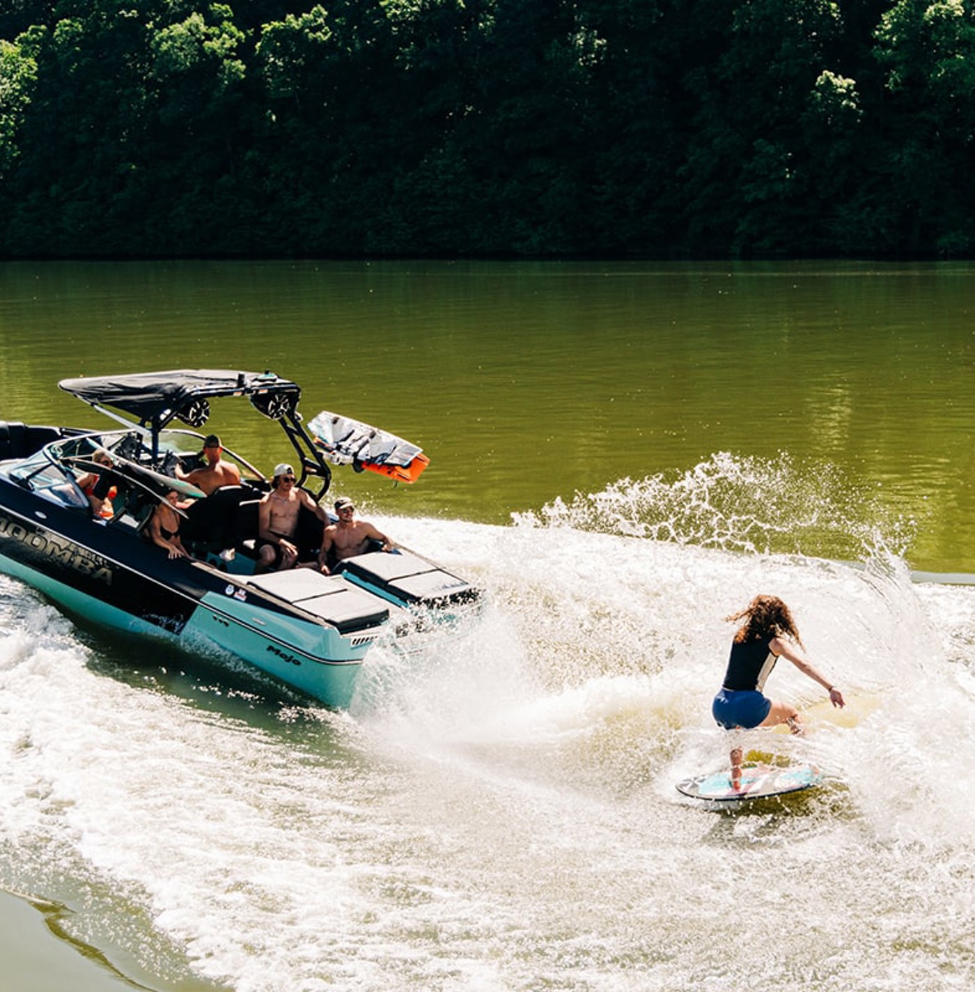 Moomba Boats | Mojo - 23 ft wakeboat